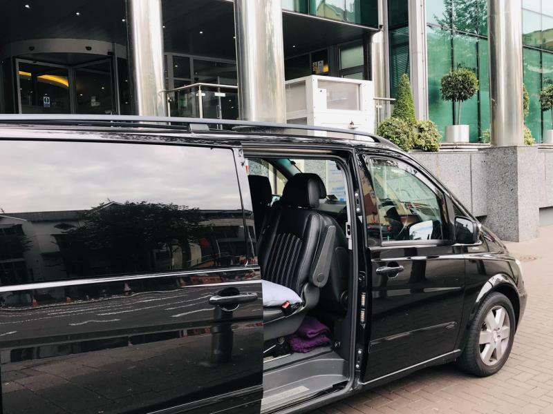 Local Shuttle Services South Wales | TravelTrade