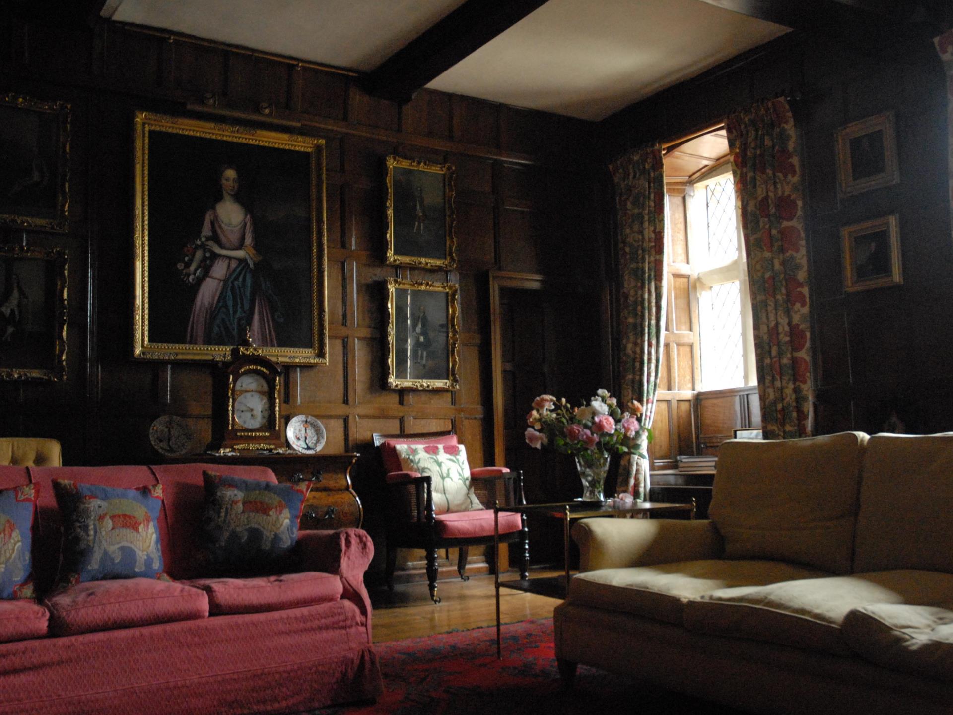 Pentrehobyn Hall | VisitWales