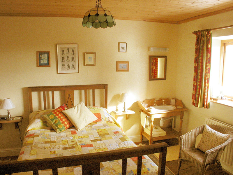 Allt y Golau Farmhouse | VisitWales