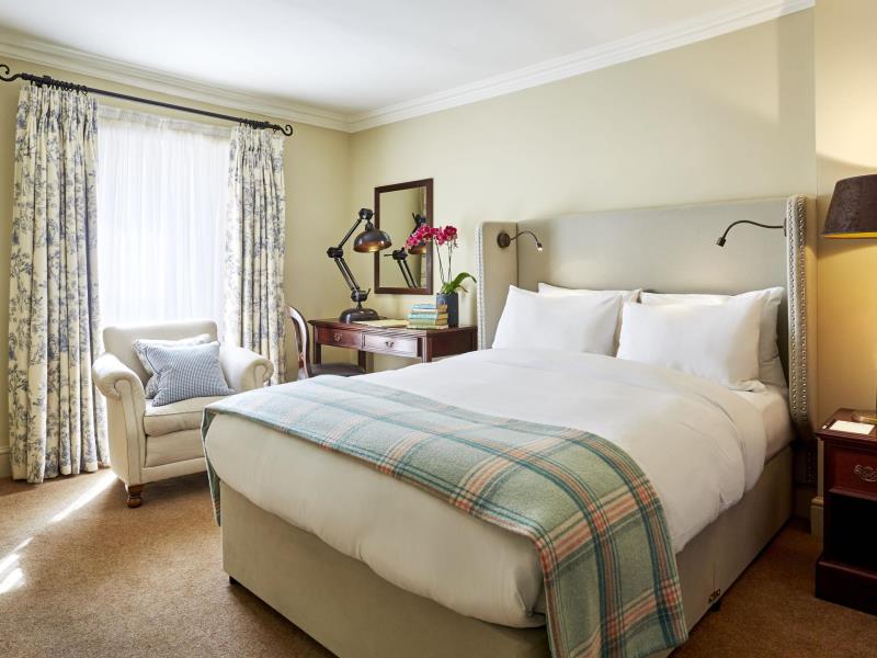 Angel Hotel | VisitWales