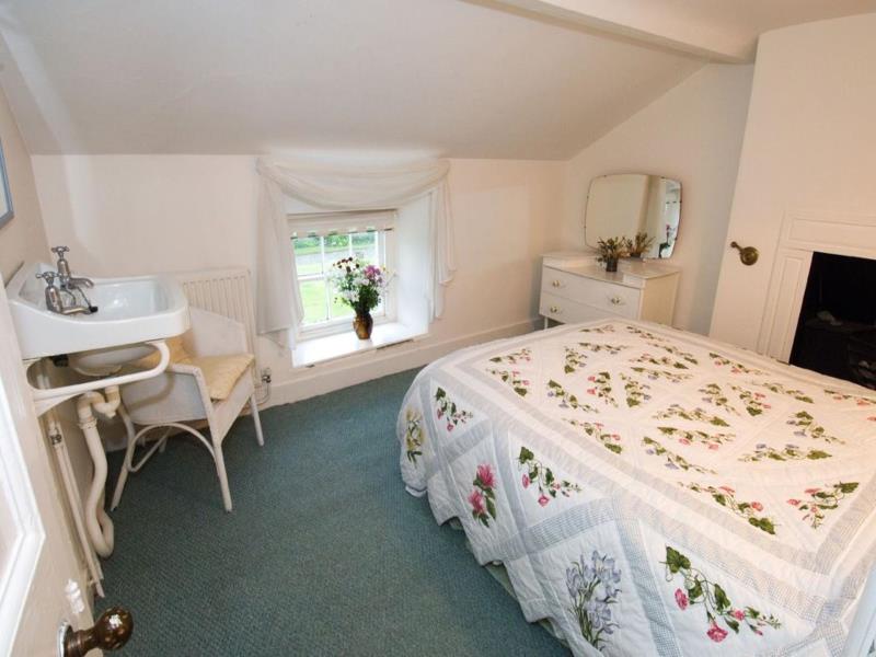 Fort Belan - Tower House | VisitWales