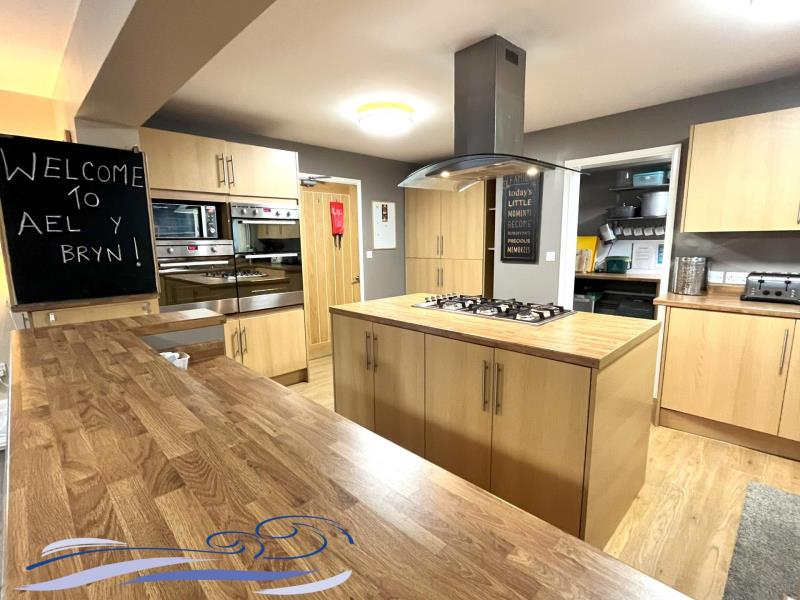 Ael Y Bryn | VisitWales